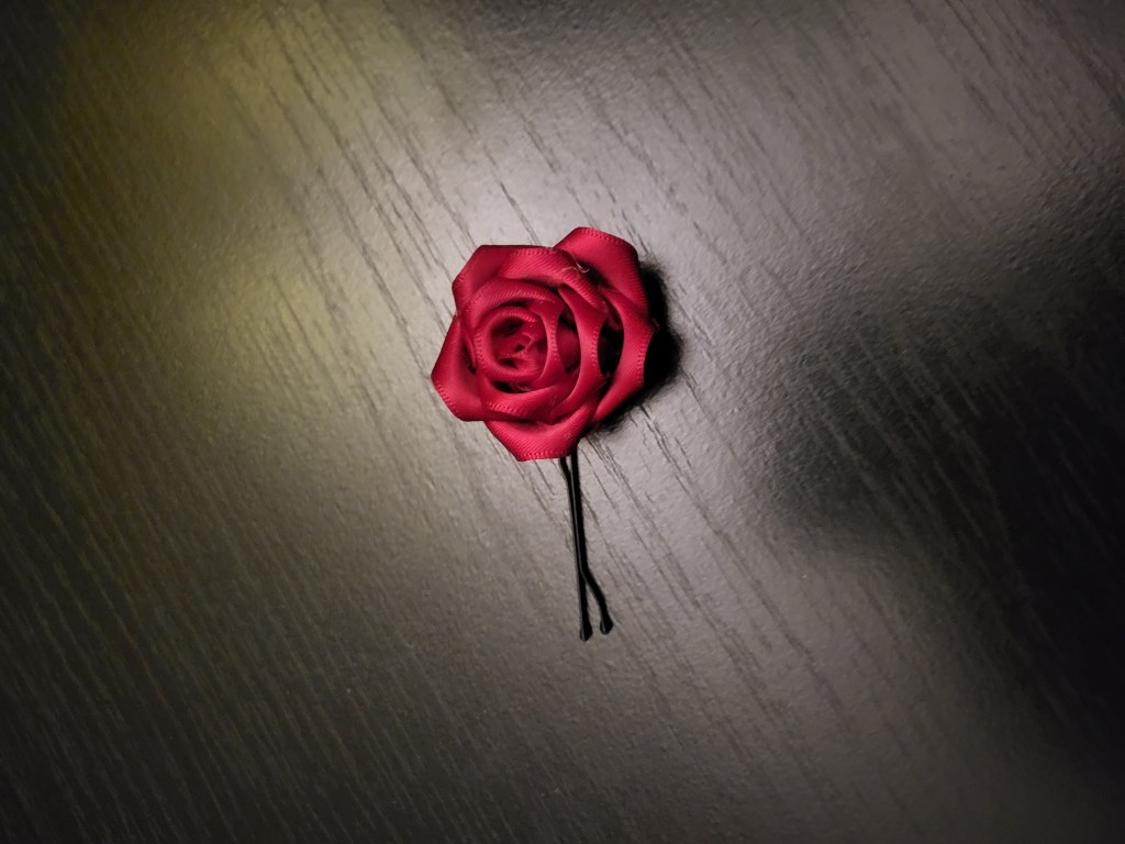Small Rose Bobby Pin - TessElation
